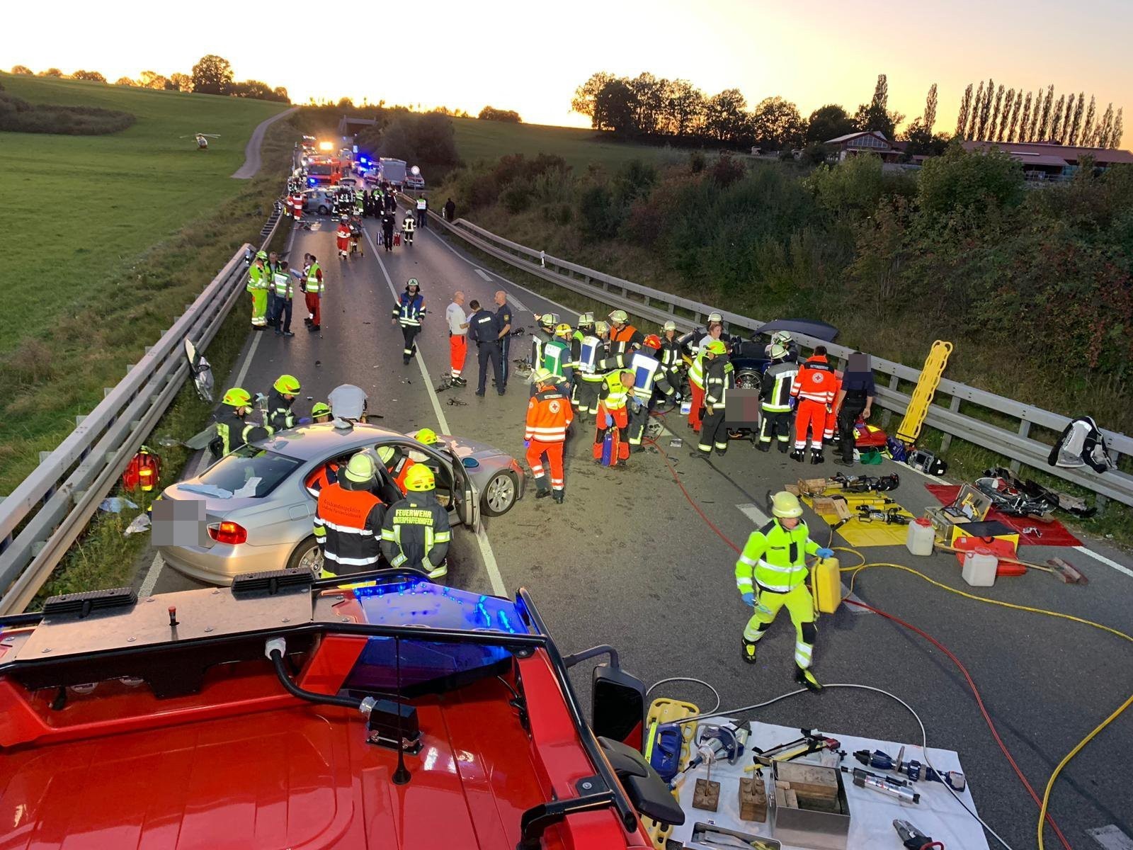 Faszinierend Unfall B2 Heute Ebenbild